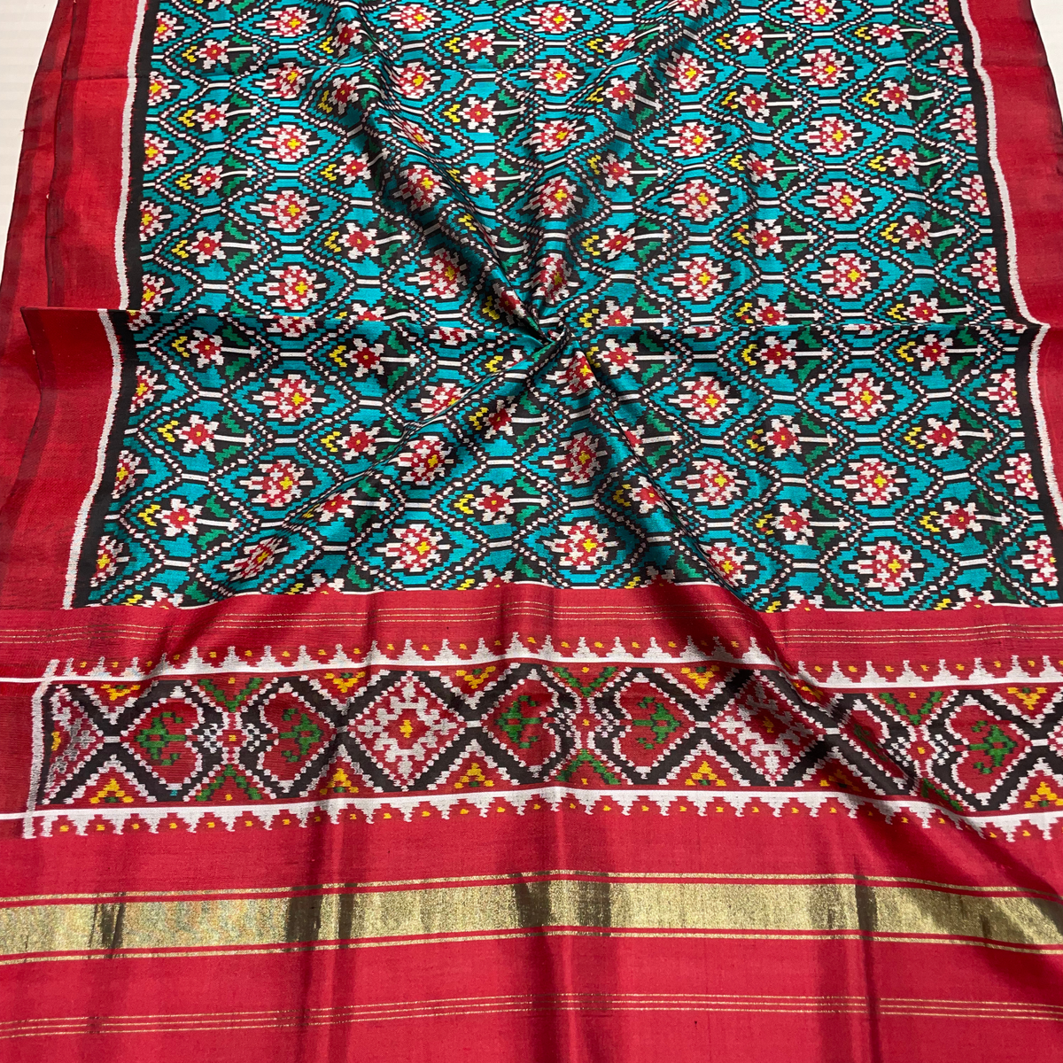 Flowers Vel Designer Semi Double Ikat Patola Dupatta – PATOLA By ...