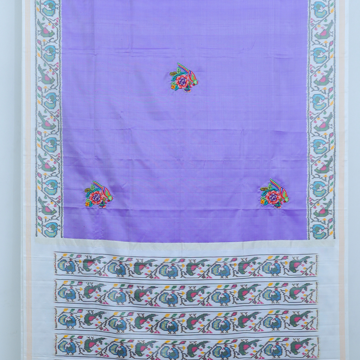 Masterpiece Motifs Design Border with Petit point Work – PATOLA By ...