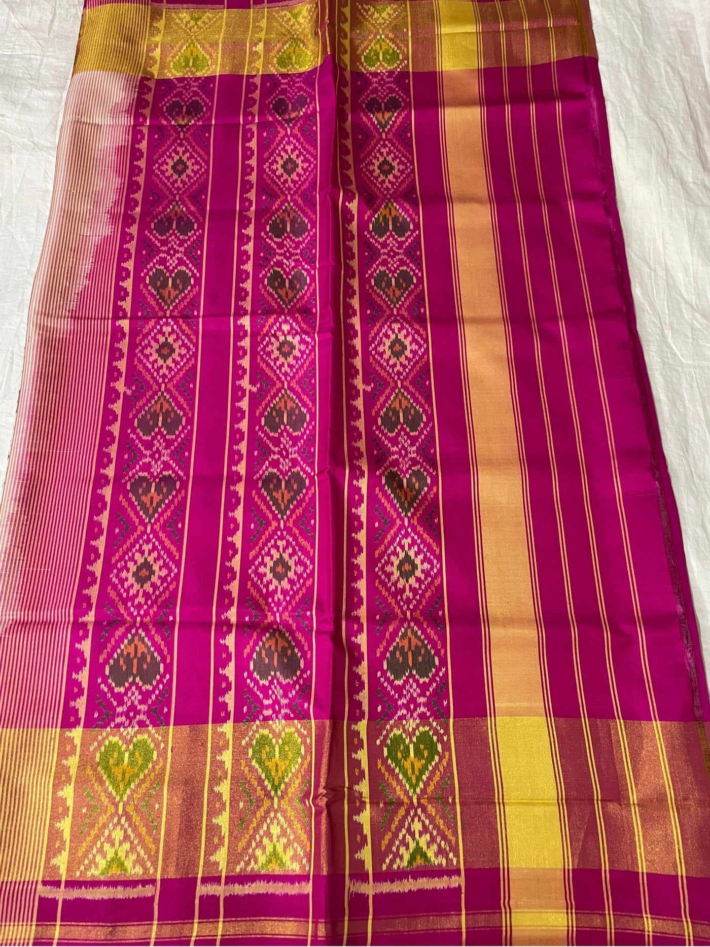 Traditional Chanda-Bhat Design With Border And Pallu Of Selaari Border ...
