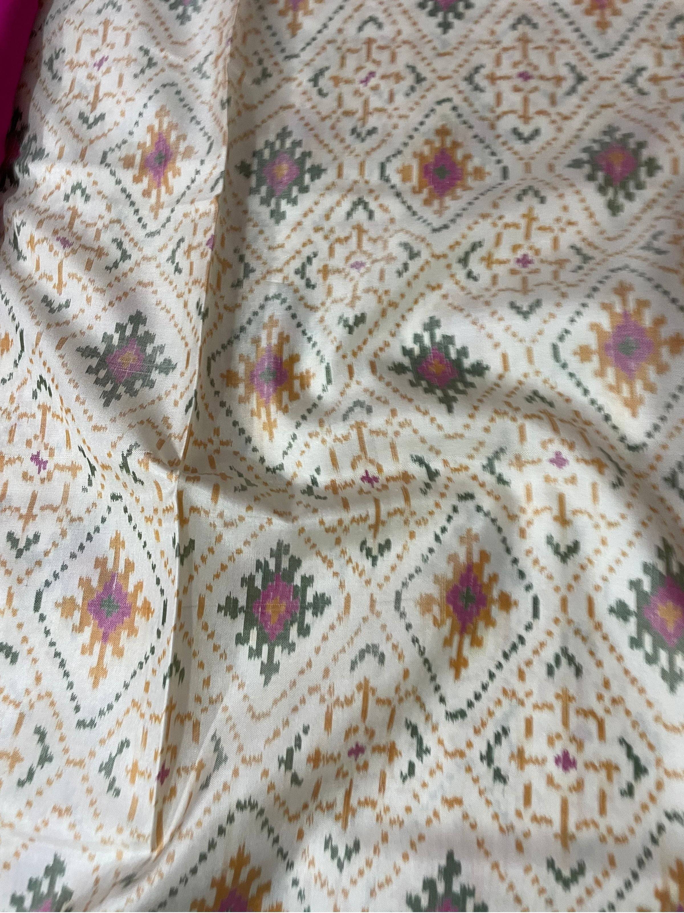 Traditional Chanda-Bhat Design With Border And Pallu Of Selaari Border ...